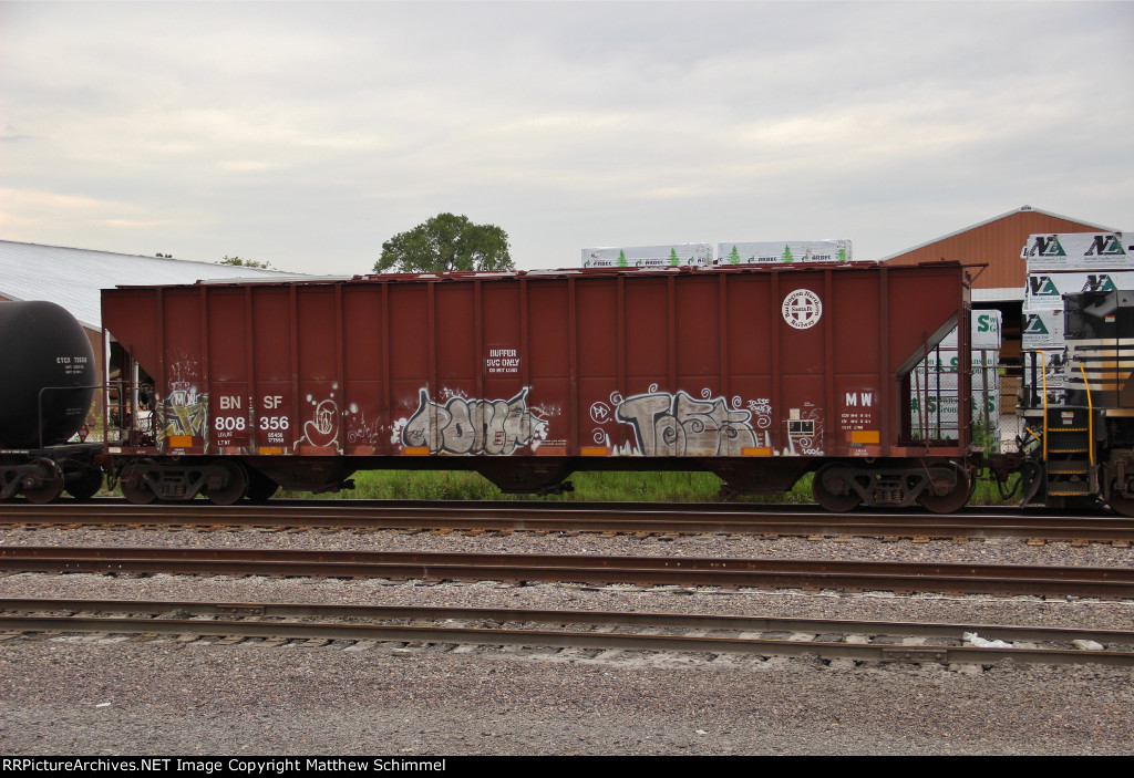 BNSF FMC Hopper Buffer Car